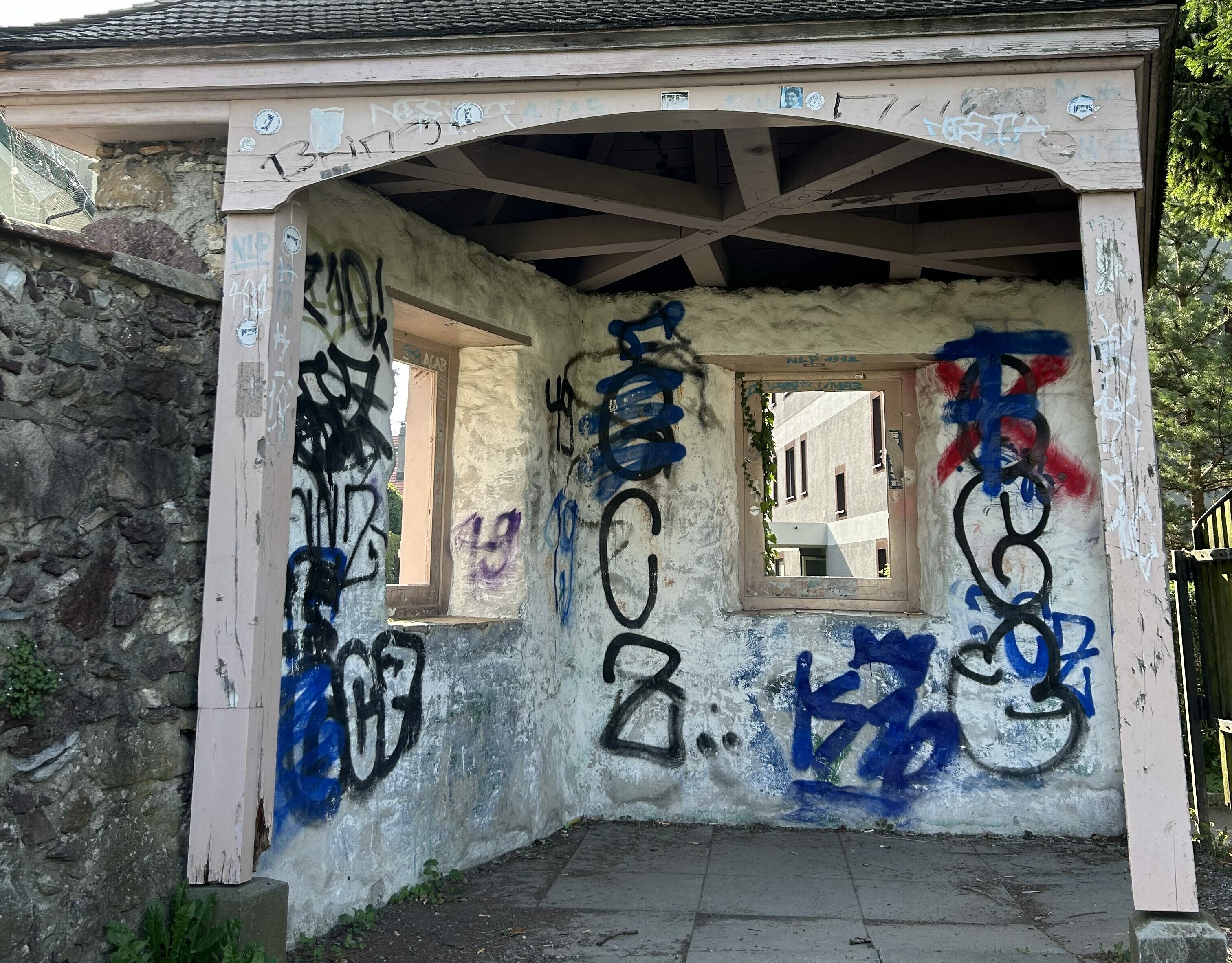 Höngger.ch | Illegale Graffiti: So reagiert der Stadtrat